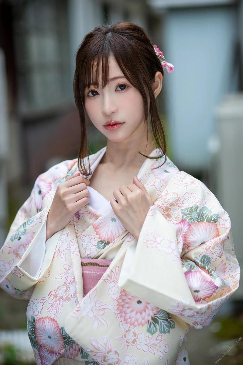 天使もえ 寫真集nude ： 11 70p 天使禁猎